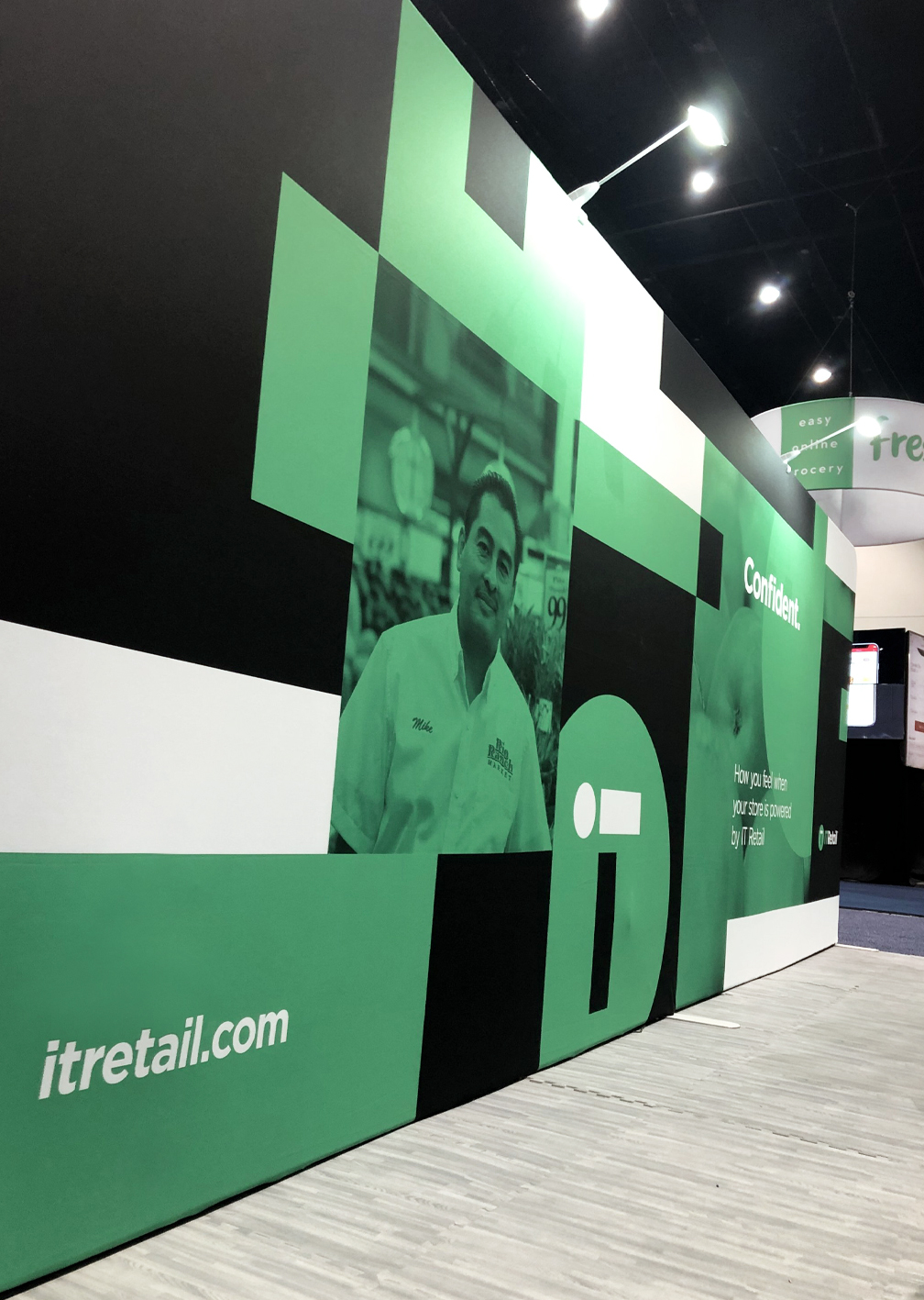 Brand identity for IT Retail