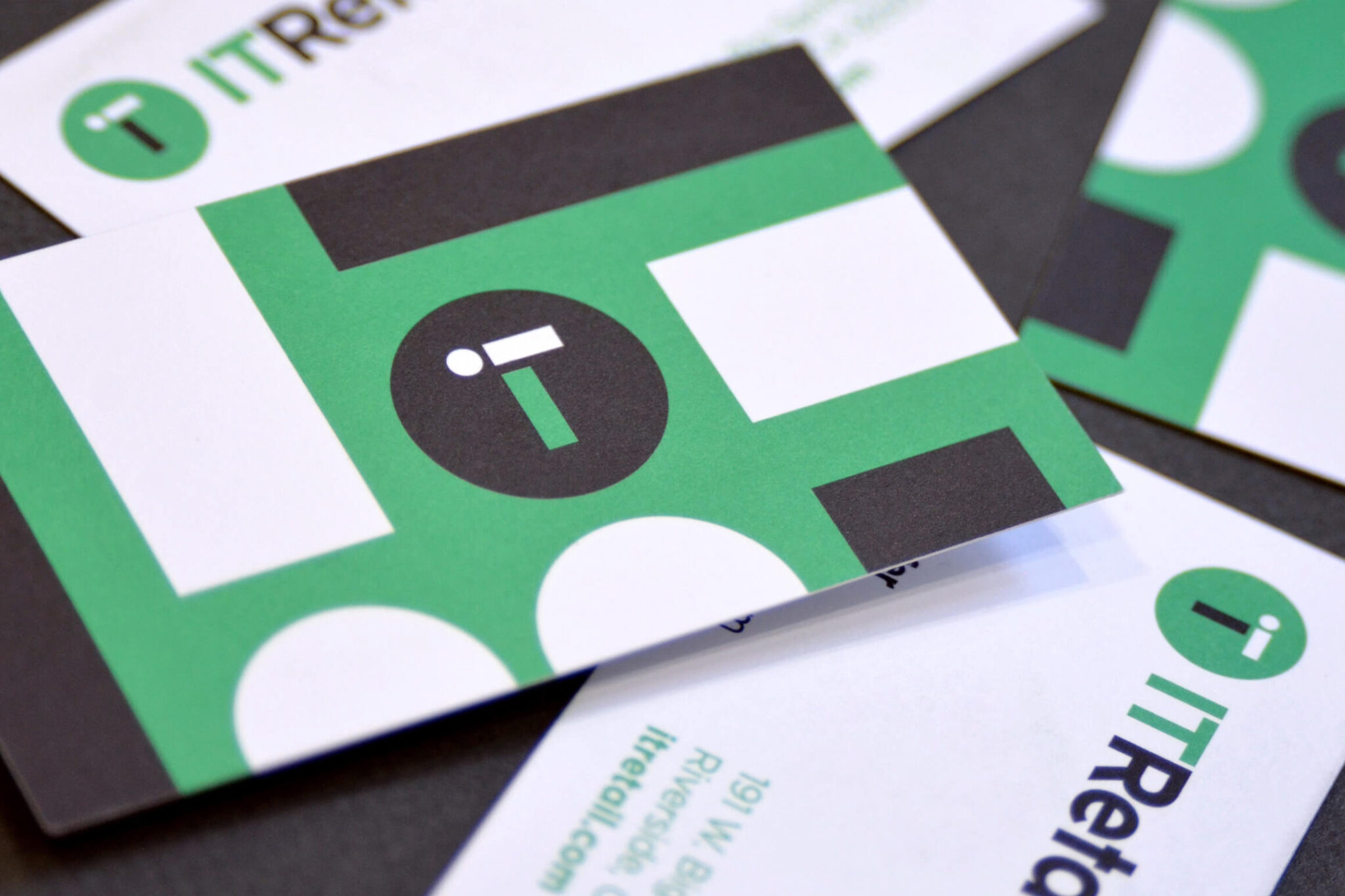 Brand identity for IT Retail