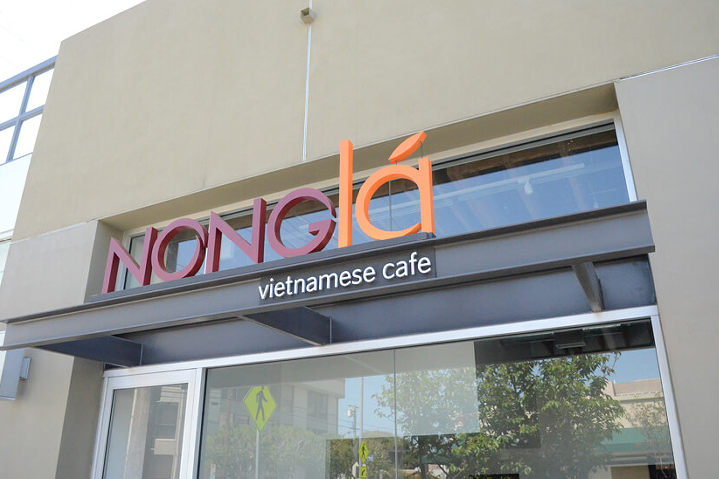 Nong Lá Cafe - Ben Loiz Studio